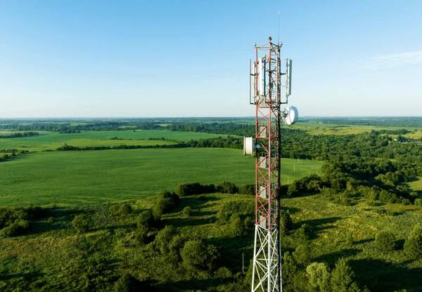 Signal Boosters for Remote Workers in NZ: Stay Connected 24/7